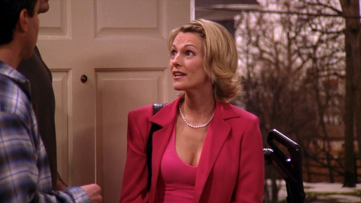 Humm Vac - Everybody Loves Raymond (Season 5, Episode 18) - Apple TV