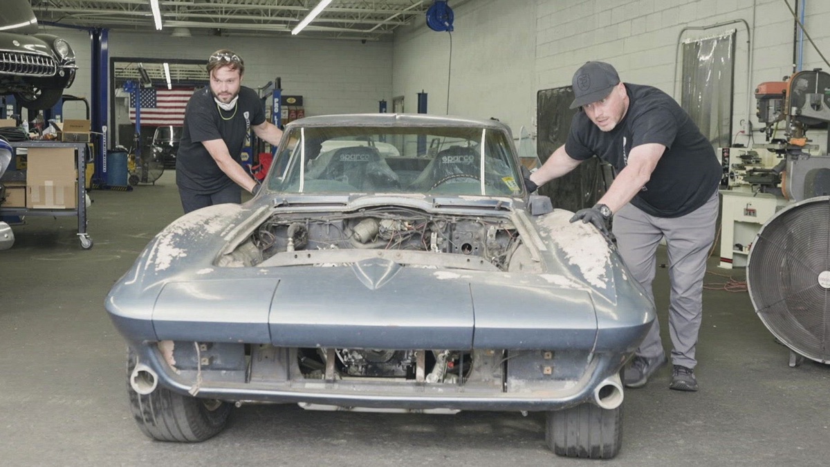 '67 'Vette Retro Racer - Custom Carolina (Season 1, Episode 11) - Apple TV