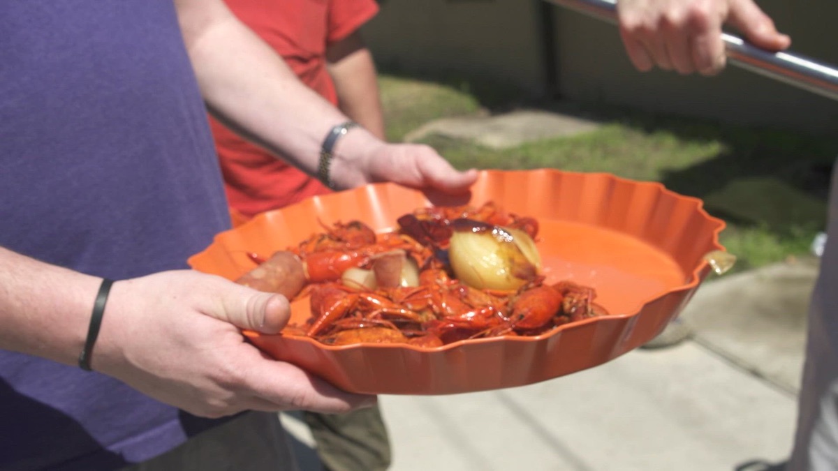 Crawfish Boil - Buck Commander (Season 12, Episode 12) - Apple TV