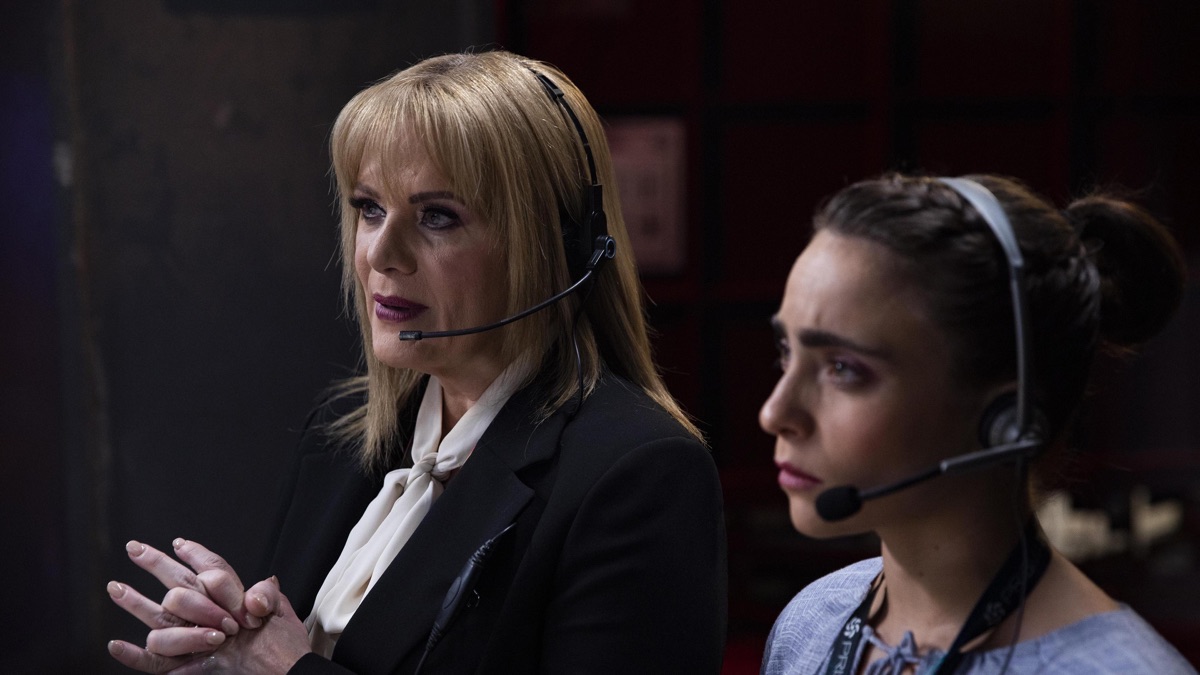 Simplemente arpía - Candy Cruz (Temporada 1, Episodio 9) - Apple TV (ES)