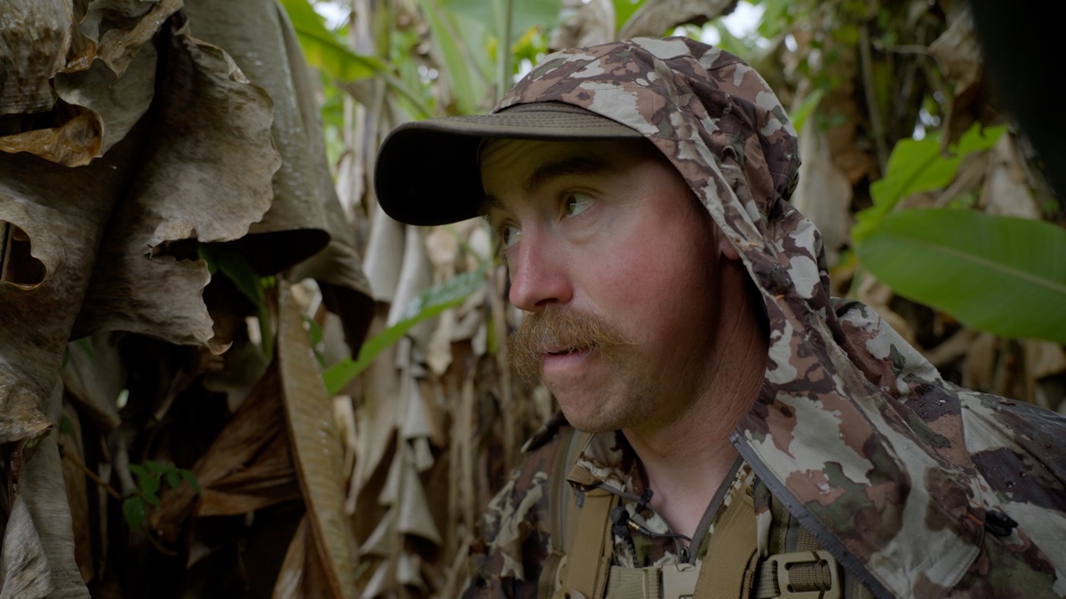 Big Island Jungle Fowl with Ryan Callaghan - MeatEater Hunts (Season 3 ...