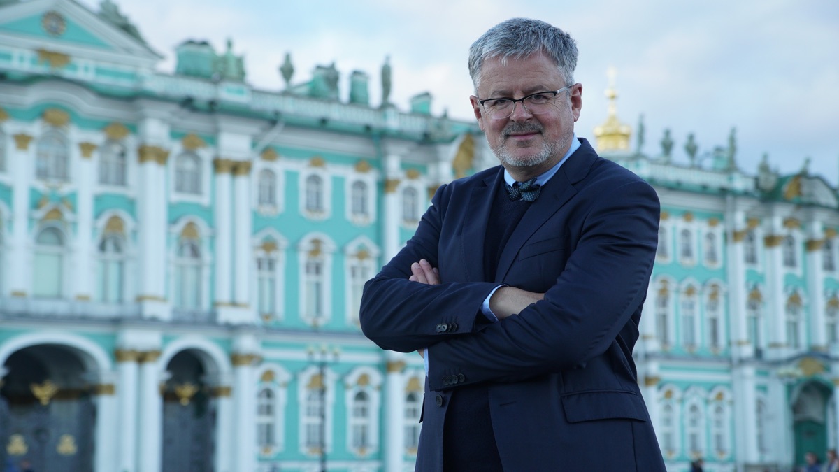 The Story of Europe with Historian Dr. Christopher Clark - Apple TV (CA)