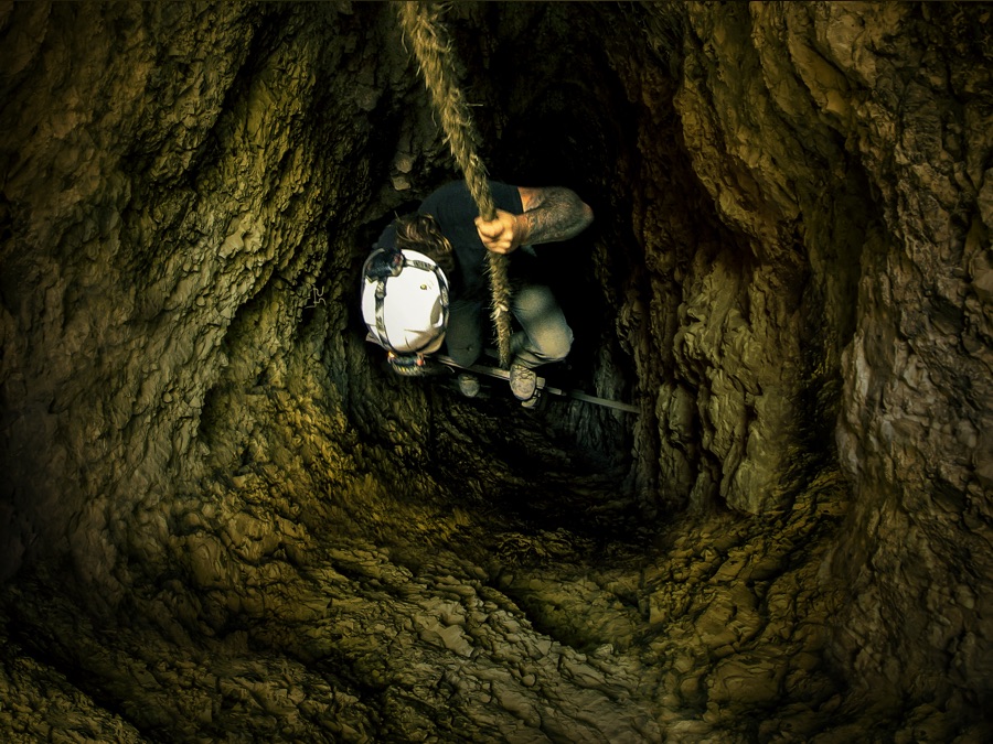 Mine Hunters | Apple TV