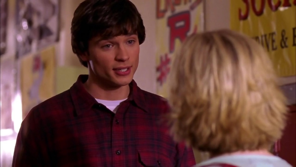 Metamorphosis - Smallville (Season 1, Episode 2) - Apple TV