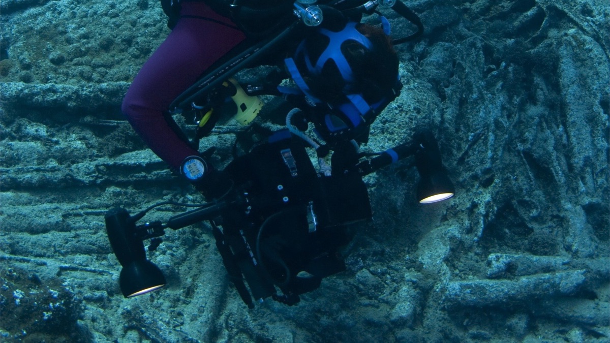 Dive Detectives - Apple TV