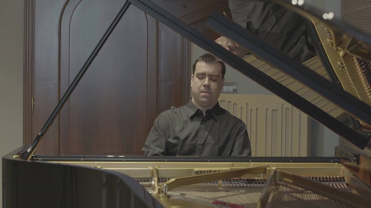 Schumann - Humoreske, Op. 20 - Apple TV