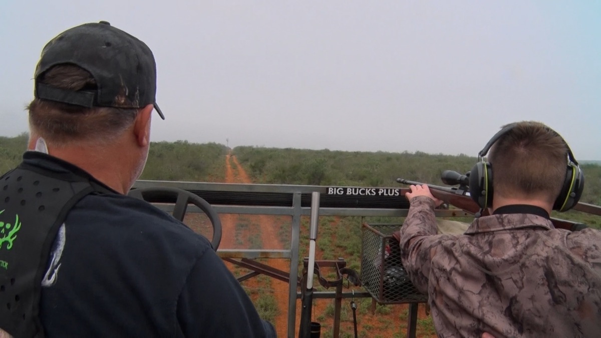 For the Kids - Roger Raglin Outdoors (Season 21, Episode 6) - Apple TV