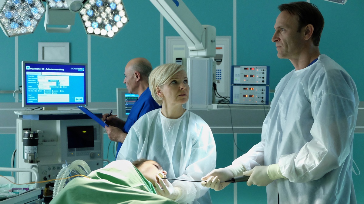 ‎Blind Date - In aller Freundschaft (Staffel 22, Folge 8) - Apple TV (AT)