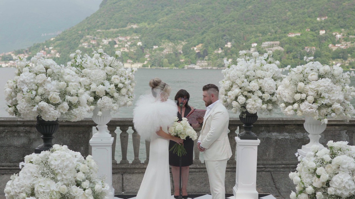 A Very Caputo Wedding - Theresa Caputo: Raising Spirits (Season 1 ...