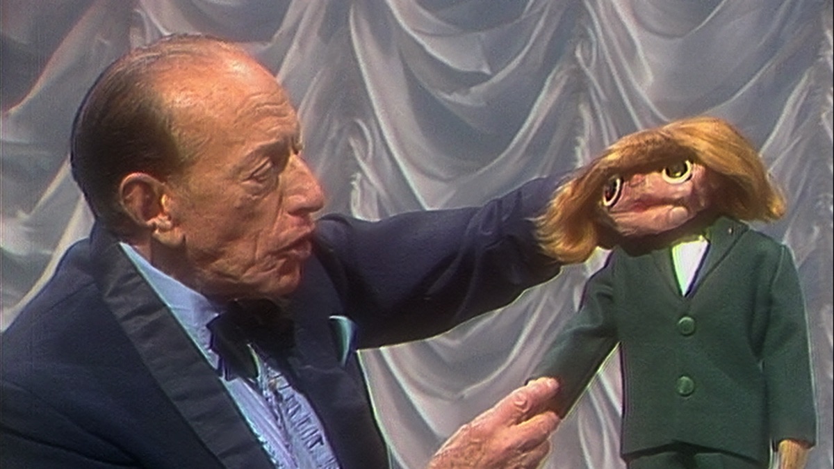 Senor Wences - The Muppet Show (Season 5, Episode 7) - Apple TV