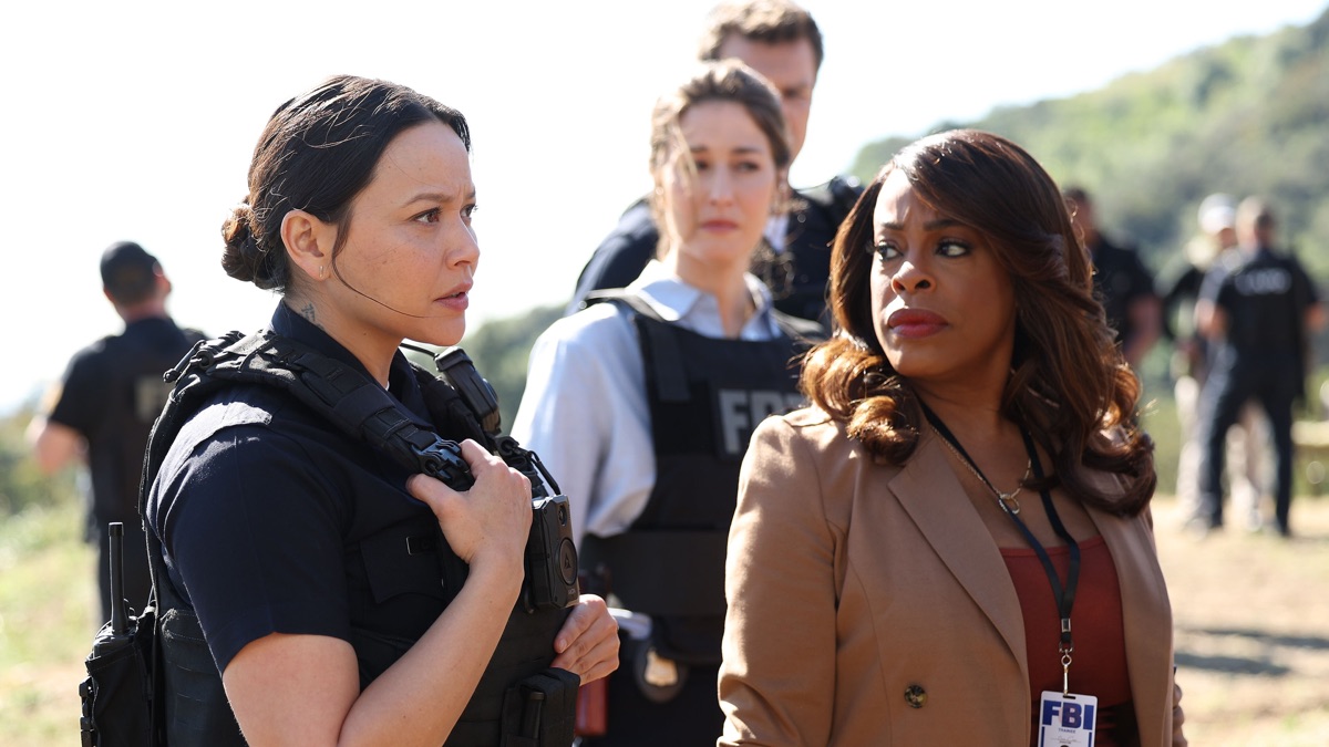 Enervo - The Rookie (Series 4, Episode 20) - Apple TV (EG)