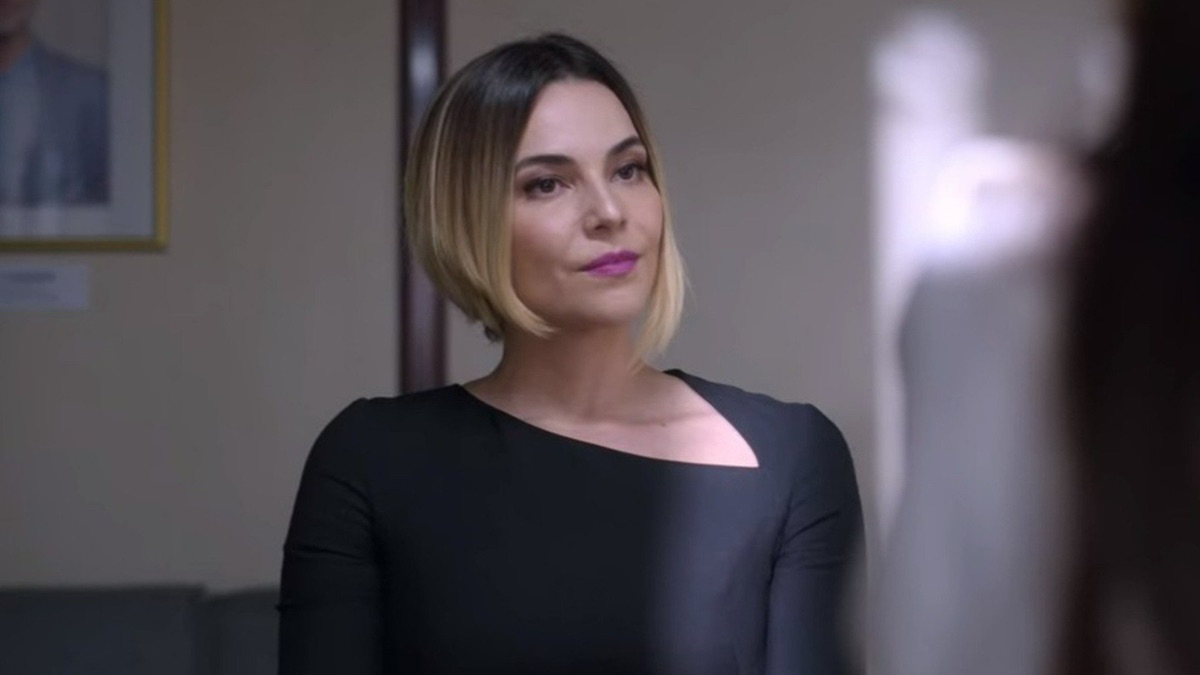 A Wolf in Sheep's Clothing - Buenos días, Verônica (temporada 2 ...