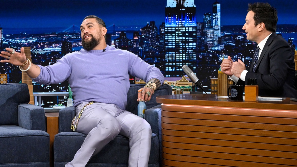 Jason Momoa; Elizabeth Debicki; Drew and Jonathan Scott; Thumpasaurus ...