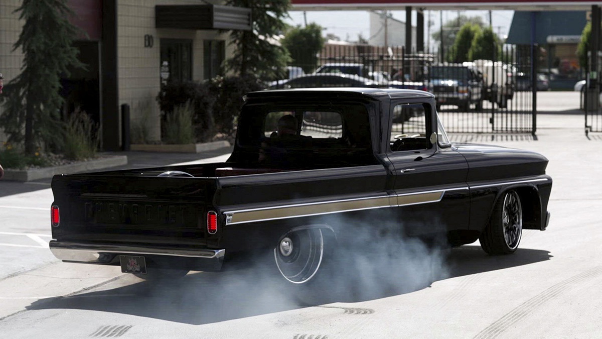 Truck Heaven - Kindig Customs (Series 10, Episode 12) - Apple TV (UK)