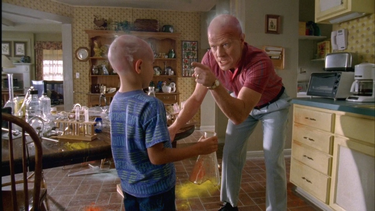 ‎Reese vs. Stevie - Malcolm in the Middle (Series 7, Episode 3) - Apple ...