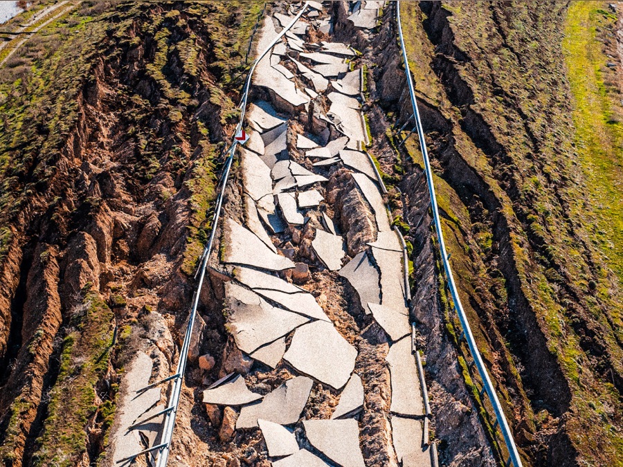 Massive Engineering Mistakes - Apple TV (IE)