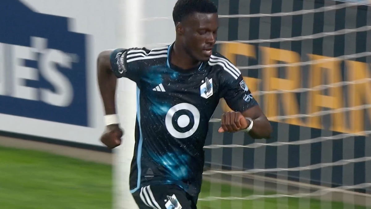 ‎Goal: T. Oluwaseyi vs. QRO, 90+1' - Apple TV