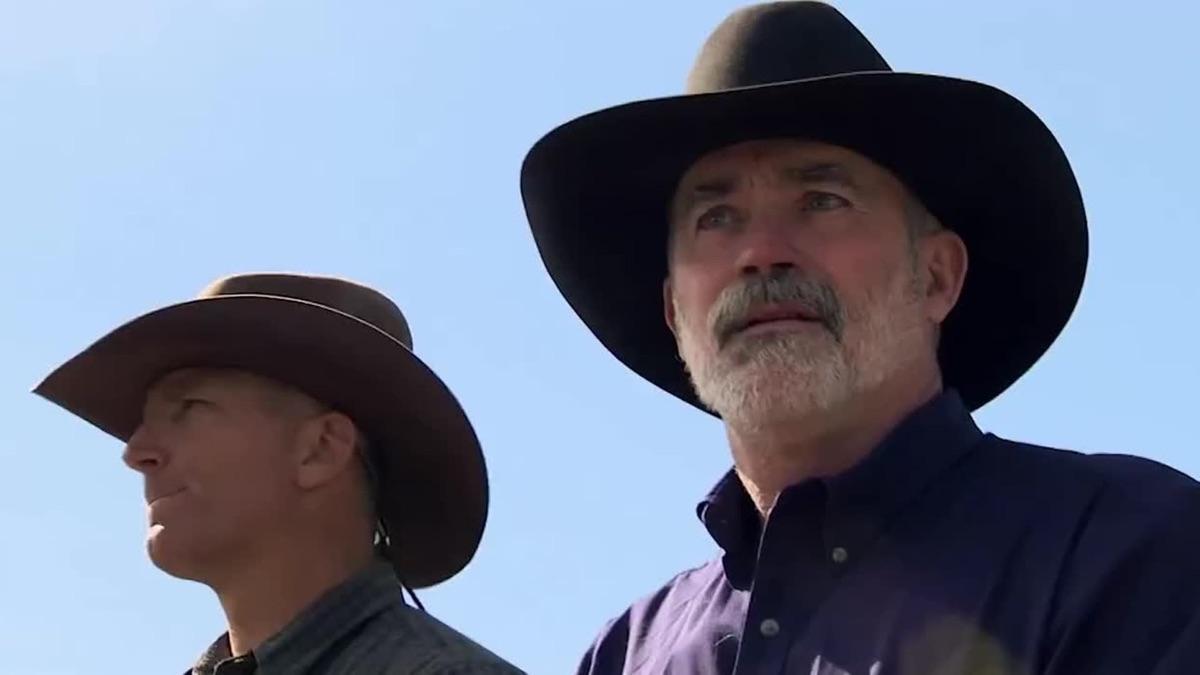 Blake and Layney - Mantracker (Season 5, Episode 2) - Apple TV