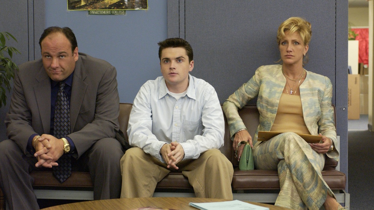 All Happy Families... - The Sopranos (Series 5, Episode 4) - Apple TV (EG)