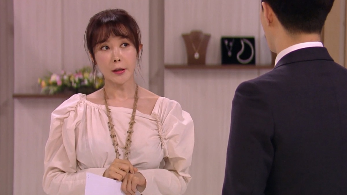 Phoenix 2020 - Phoenix (Season 1, Episode 82) - Apple TV