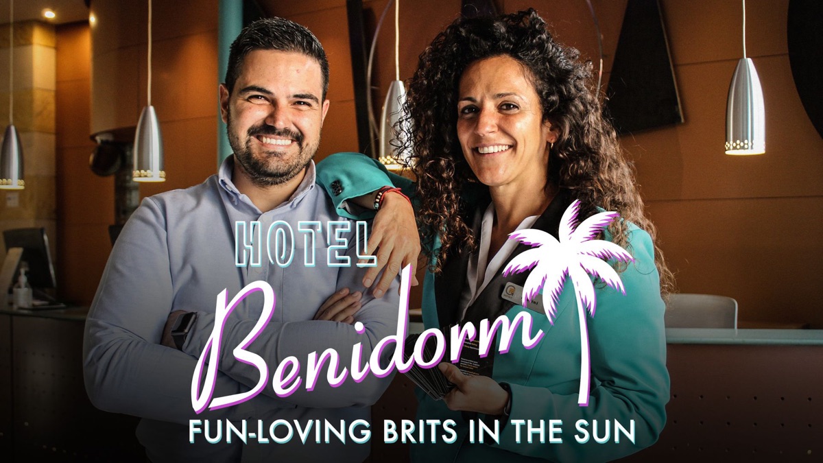 ‎Hotel Benidorm: Fun-Loving Brits in the Sun - Apple TV