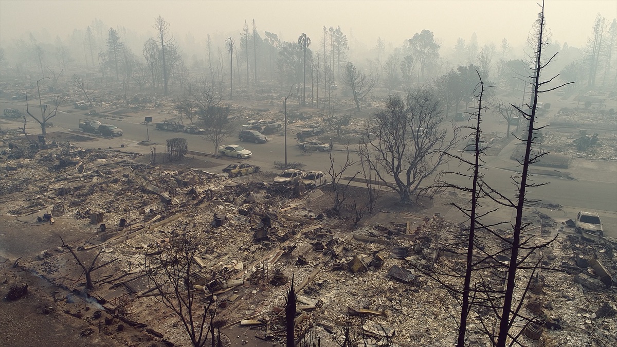 2017: The Disaster Diaries - Apple TV