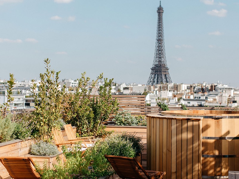 The Best Rooftops In Paris - Apple Maps