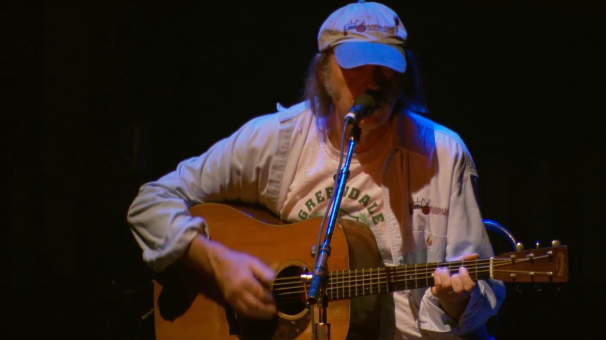 Return To Greendale | Apple TV (VN)