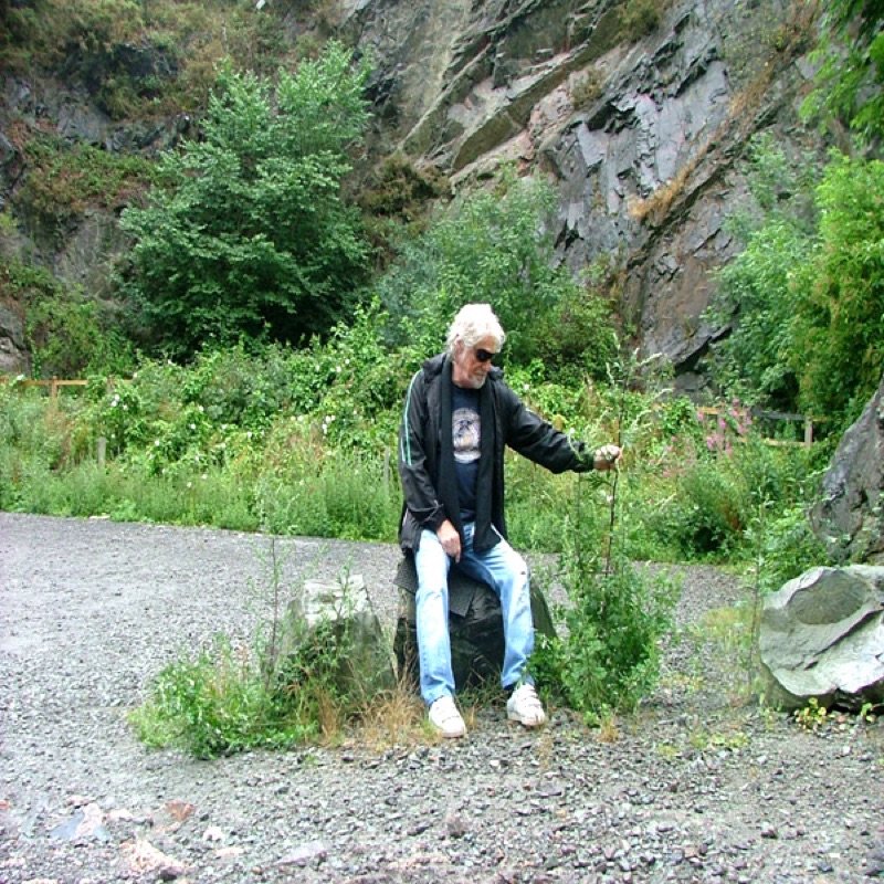 Fields Of Rock & Roll - Raymond Froggatt: Song Lyrics, Music Videos ...