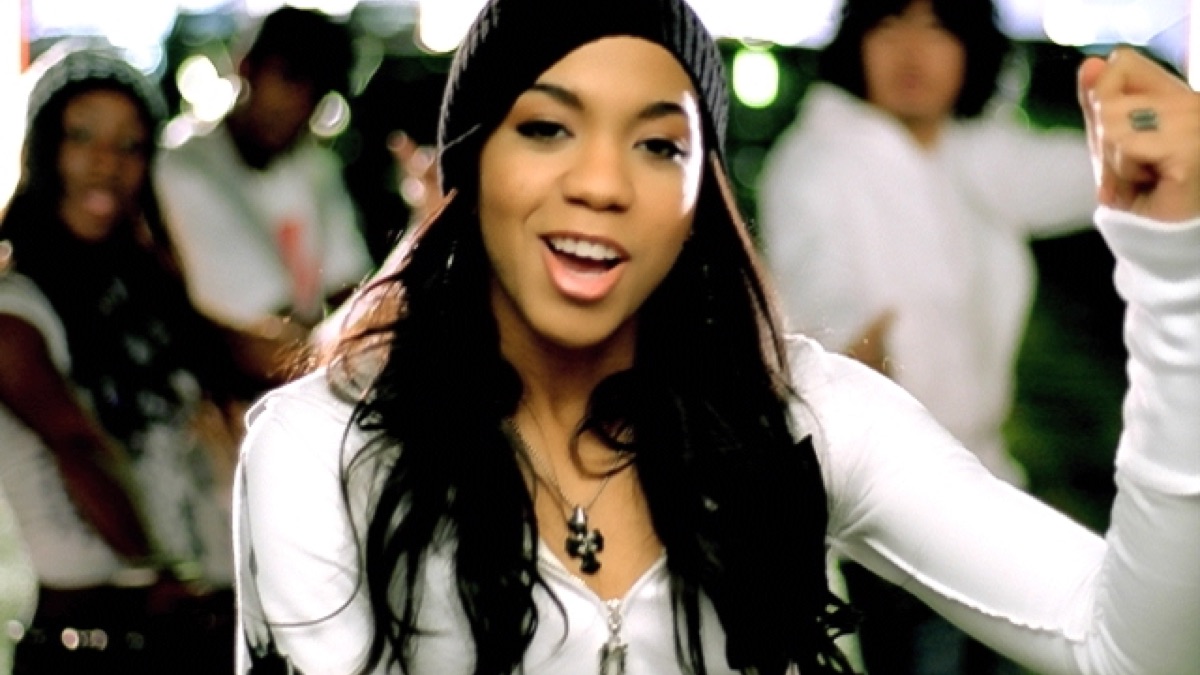 ‎Givin' Me a Rush - Music Video by Tyra B - Apple Music