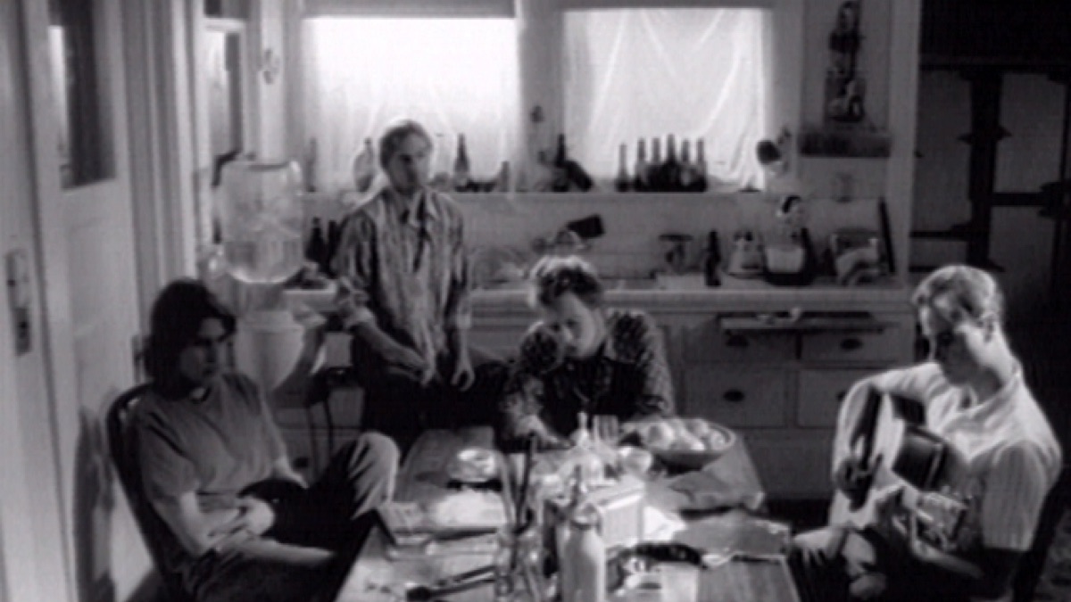 ‎Creep - ストーン・テンプル・パイロッツのミュージックビデオ - Apple Music