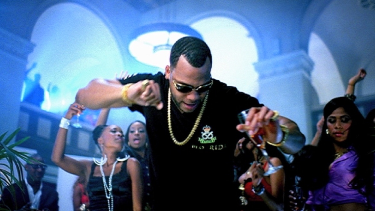 ‎In the Ayer - Music Video by Flo Rida - Apple Music