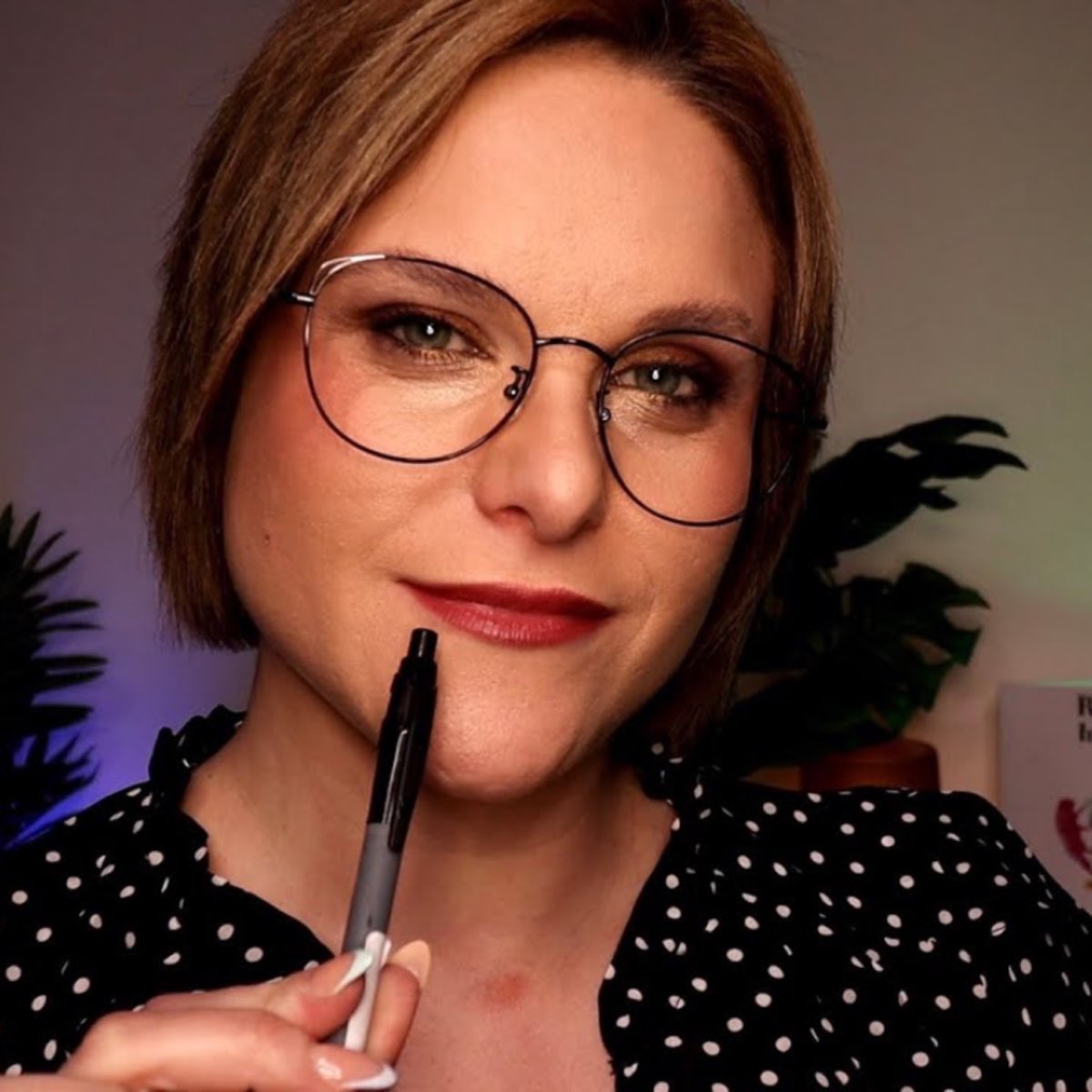 ‎The UNPROFESSIONAL Psychologist - An ASMR Medical Roleplay - Be Brave ...