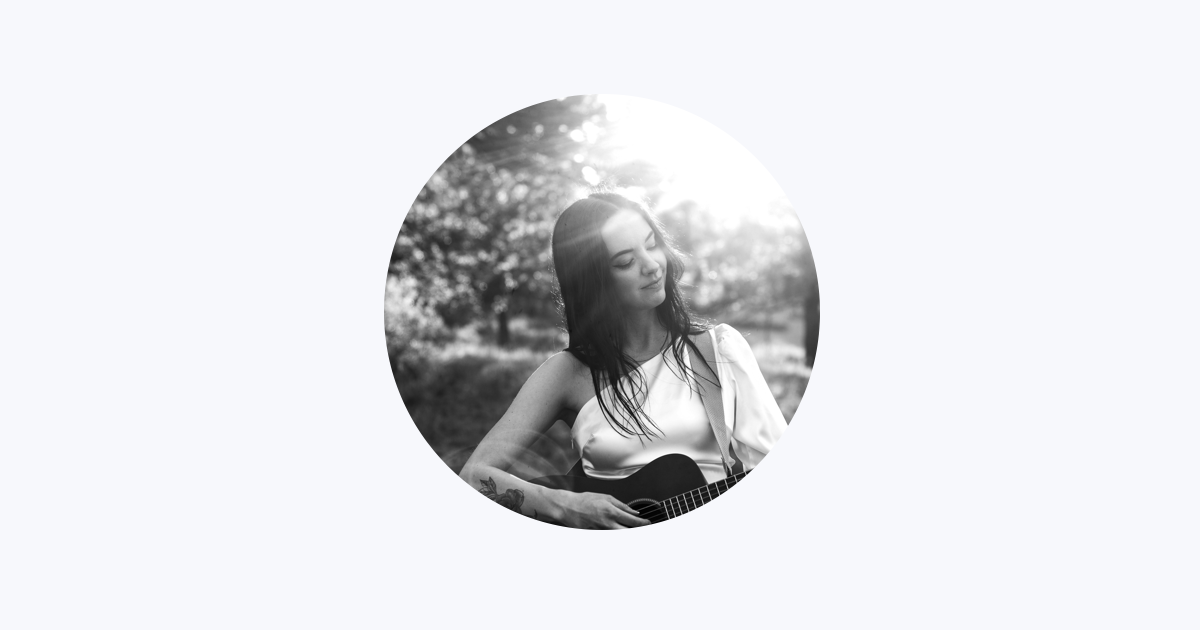 ‎Laura Brehm en Apple Music