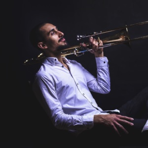 Trouble - Kelly Slater & Guille Olivera: Song Lyrics, Music Videos ...