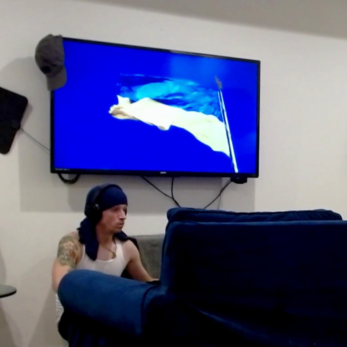 ‎Slava Ukraine (Freestyle) - Single - Album by saekari - Apple Music