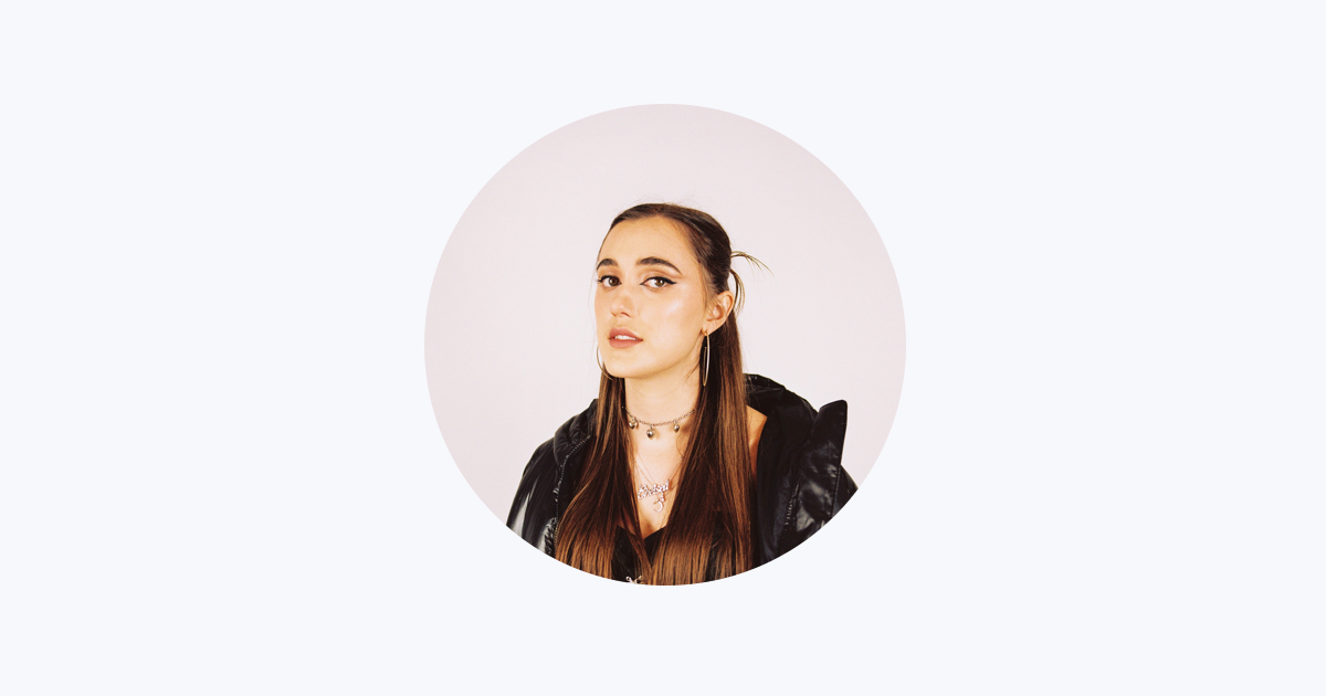 ‎Chelsea Warner en Apple Music