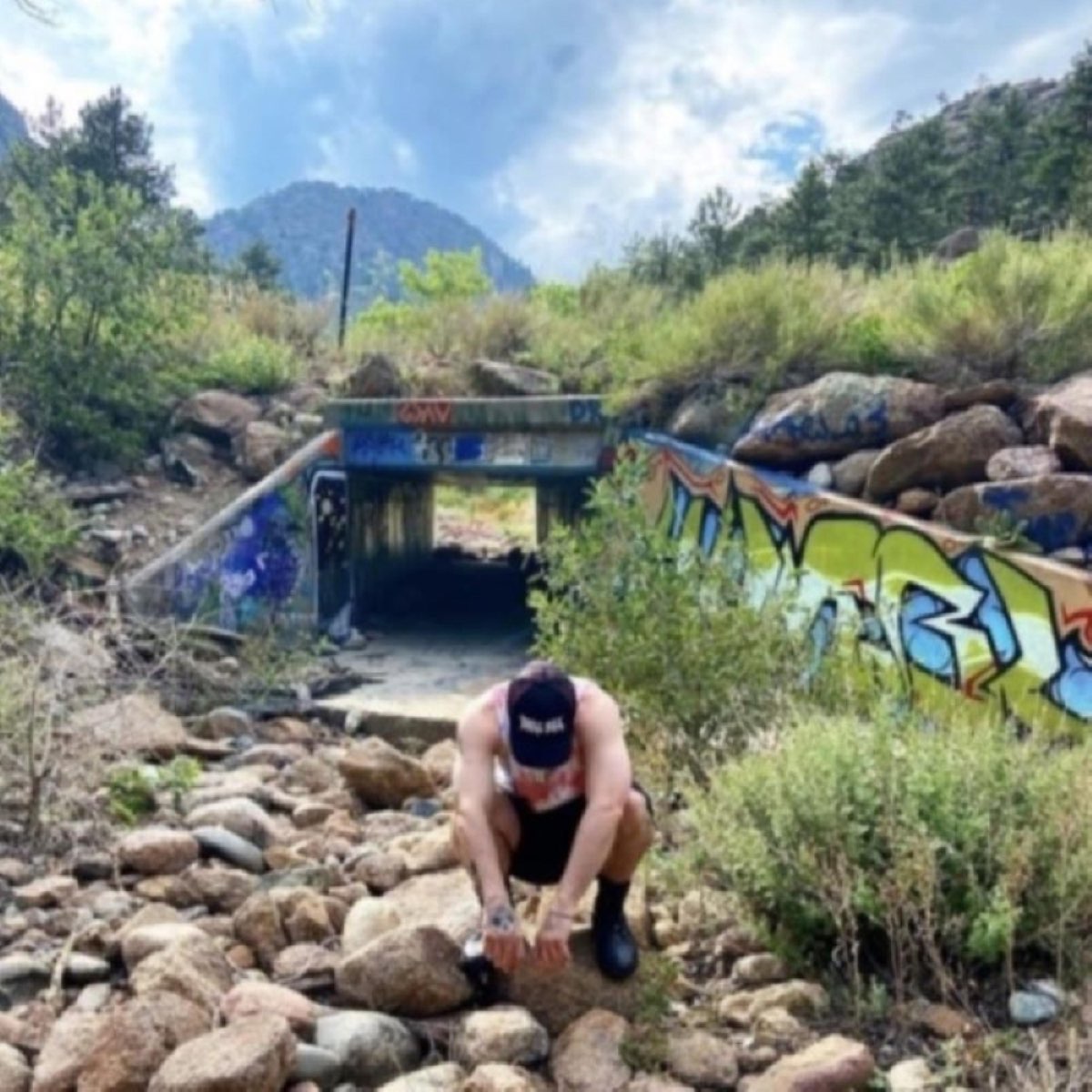 ‎The Moon Has a Sad Face - Album by KXTA - Apple Music