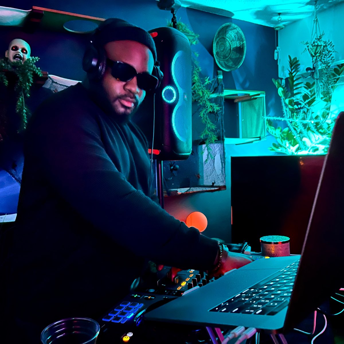 ‎Road to Ibiza (feat. Tekniq, Hypaphonik, DJ IC, Da Capo, Vanco & Saint ...