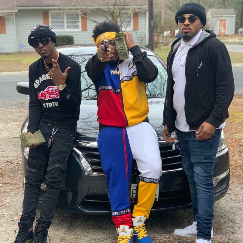 Mac - Baby Wallstreet: Song Lyrics, Music Videos & Concerts