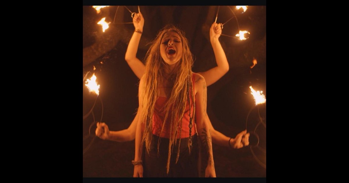 ‎Meant to Fly - Single - Album by Dara Jazzlyn - Apple Music