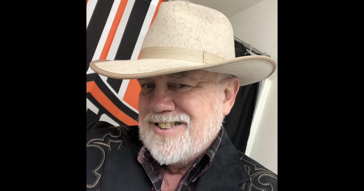 Jesus Verb - Single” álbum de ERNEST FLATT en Apple Music