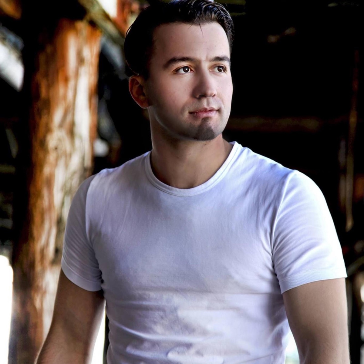 People Born Without Necks