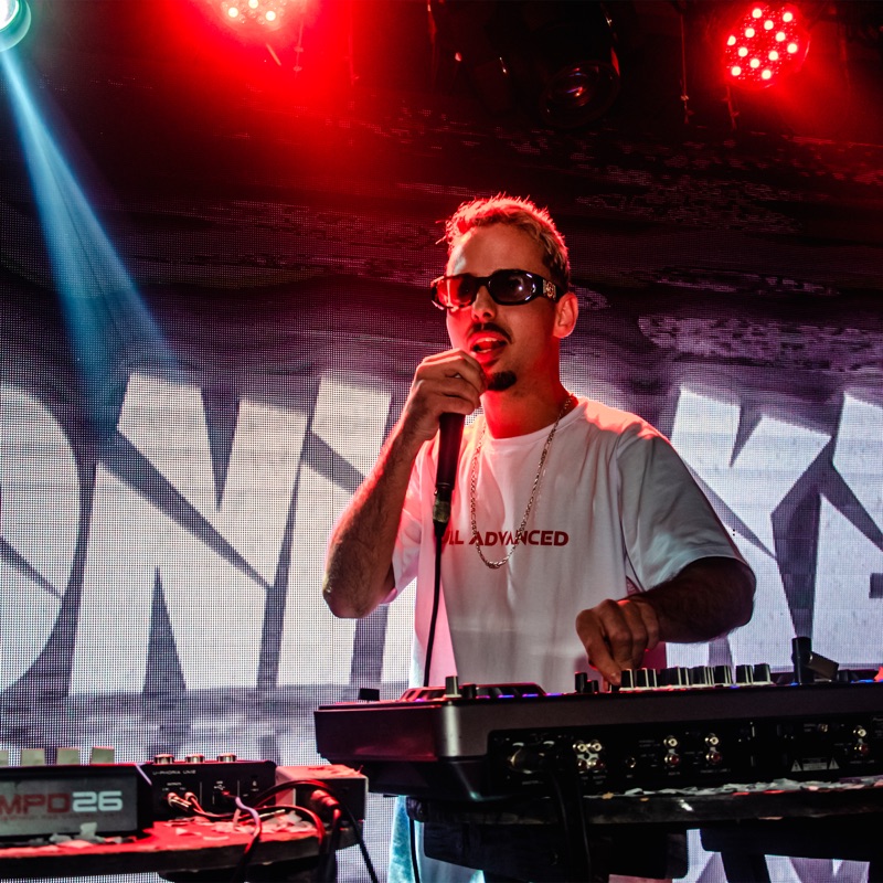 O Que Que Tu Fez, Foi Macumba ou Feitiço - Mc Nito & DJ KONHAKE: Song ...