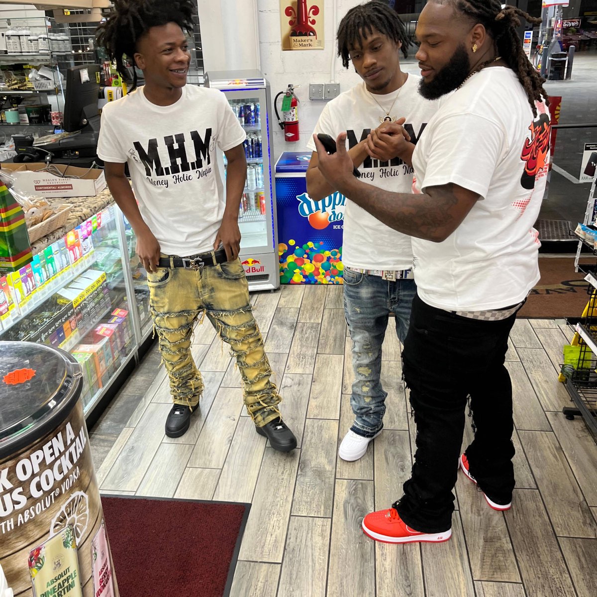 ‎Turnt up (feat. MhYC) - Single - Album by Mhsqueez - Apple Music