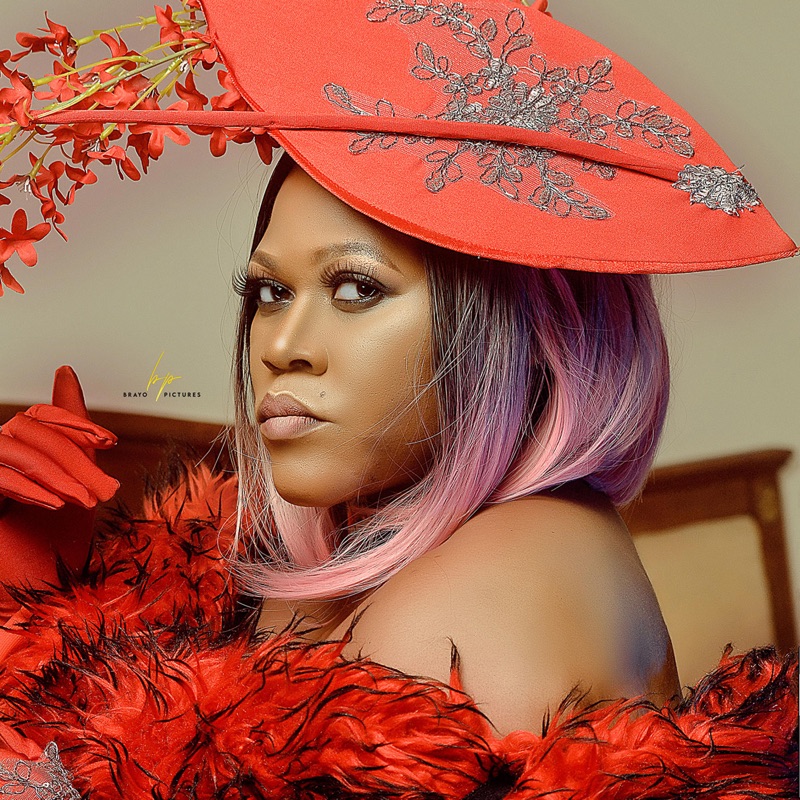 Madowadowa - Mary Bata: Song Lyrics, Music Videos & Concerts