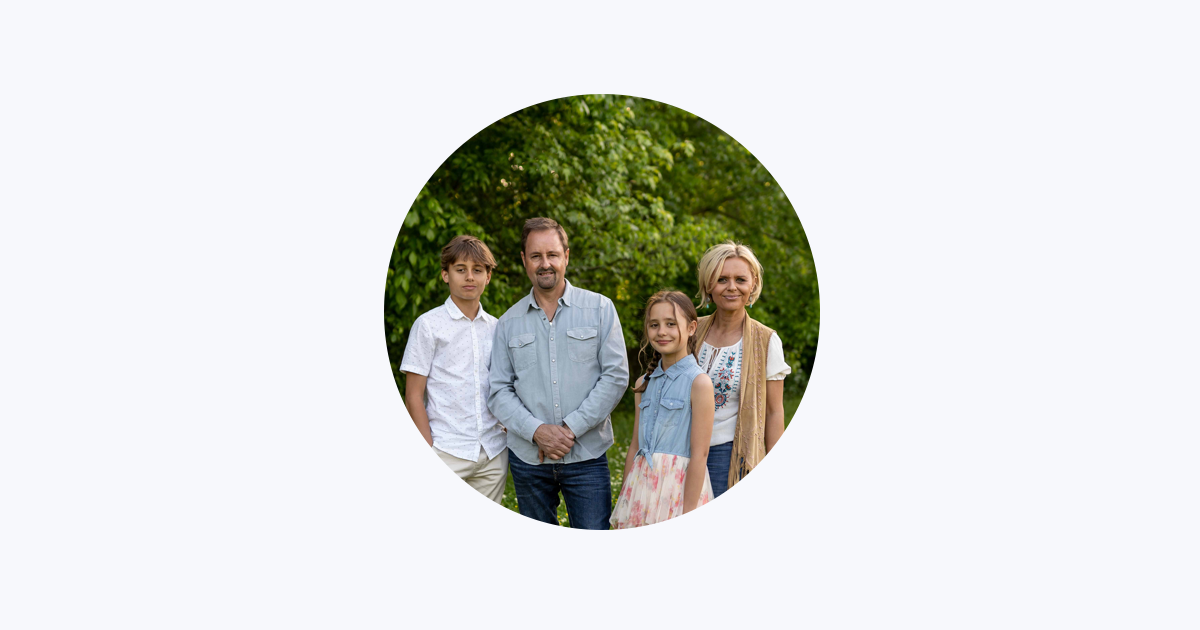 ‎The French Family Band - Apple Music