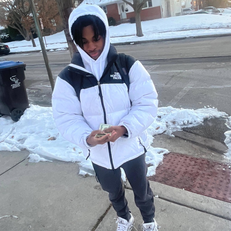 Lazer Dim 700 Flow - WIND: Song Lyrics, Music Videos & Concerts