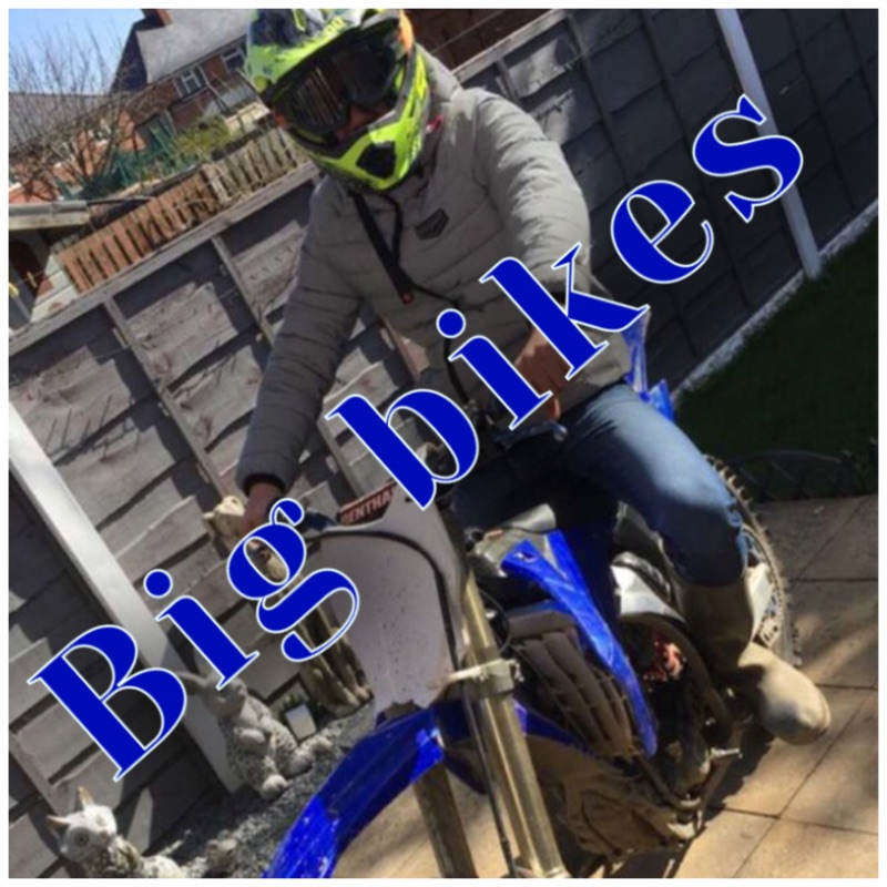 Big Bikes - Tom Lillywhite: Song Lyrics, Music Videos & Concerts