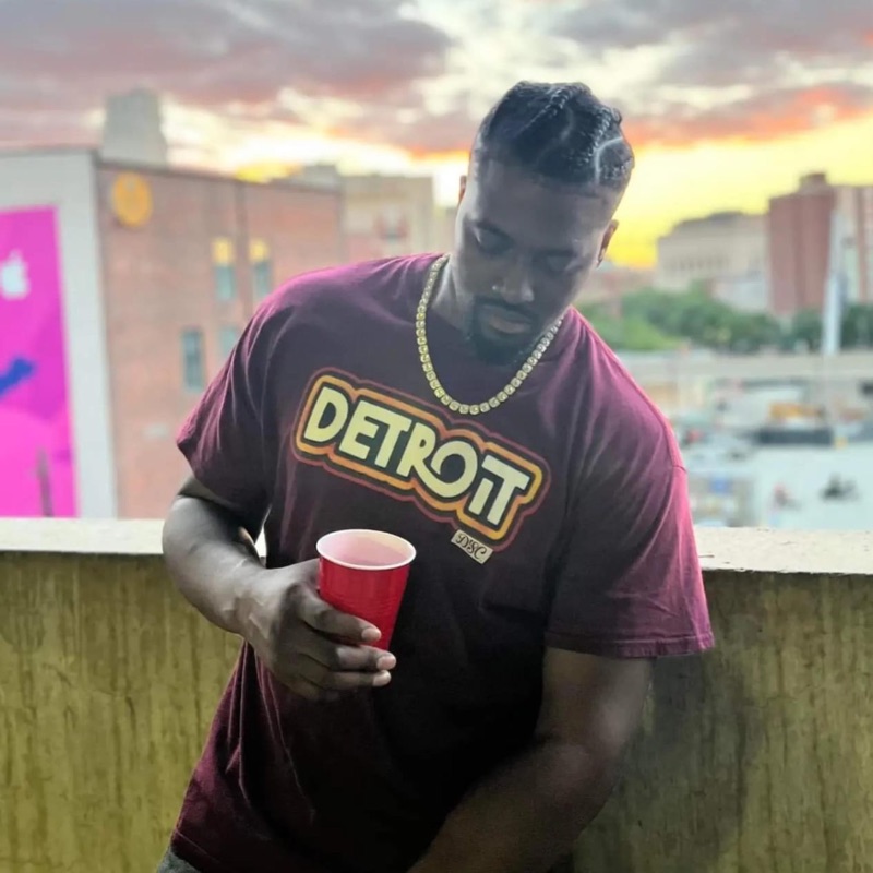 Closer - Chris Hinson: Song Lyrics, Music Videos & Concerts